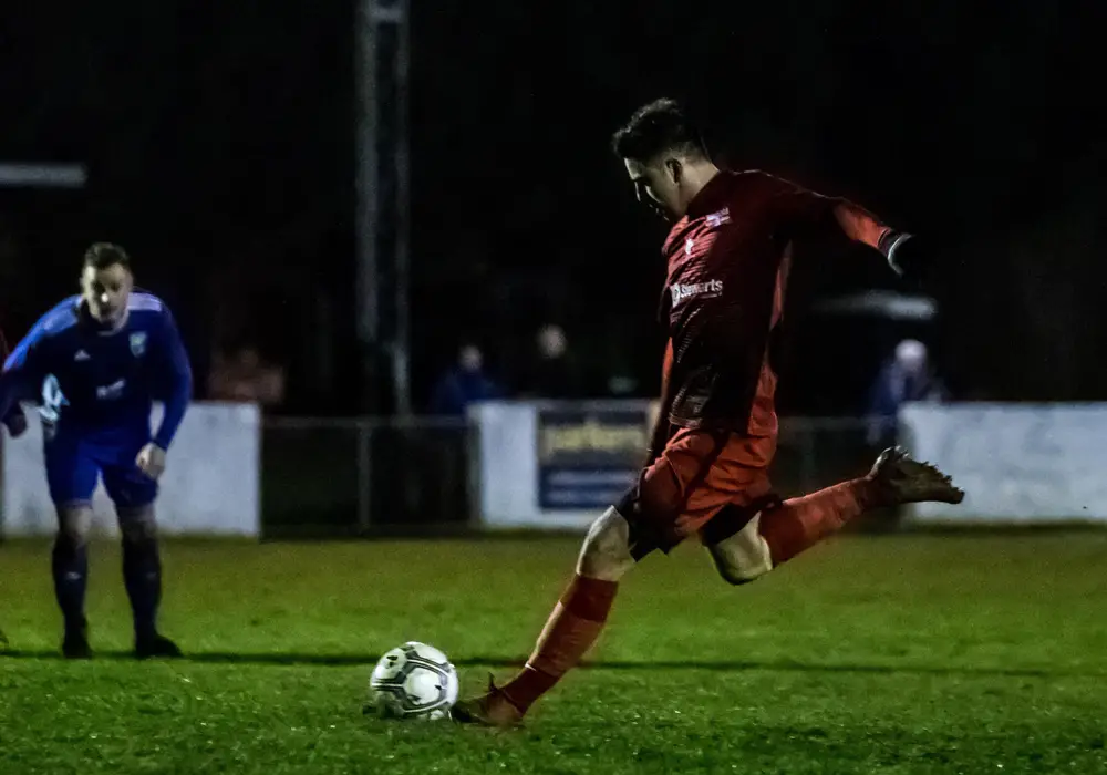 Josh Howell recovers to win it for Binfield FC at Reading City ...