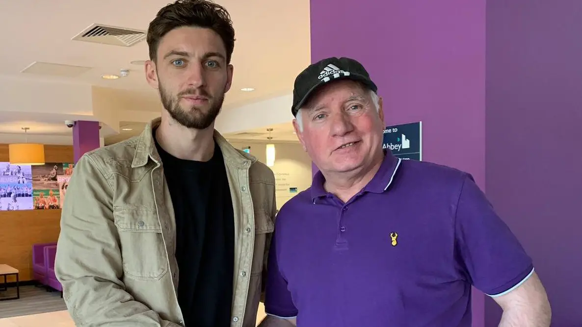 Maidenhead United sign former Wolves striker Jake Cassidy