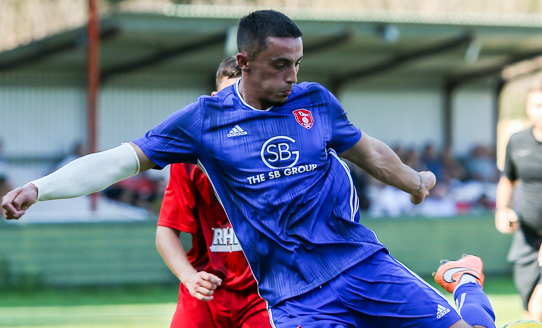 'They should be worried about us' says Bracknell Town boss