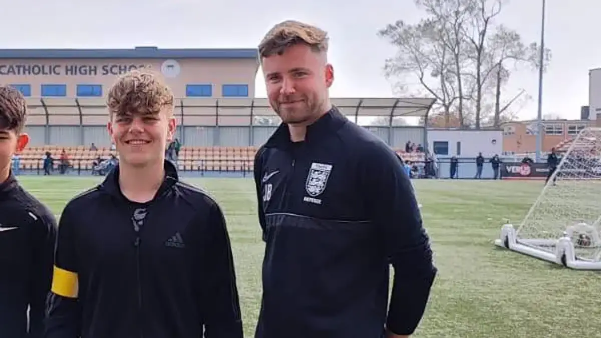 Jonathan Biss nominated for Berkshire Football Award – Football in ...