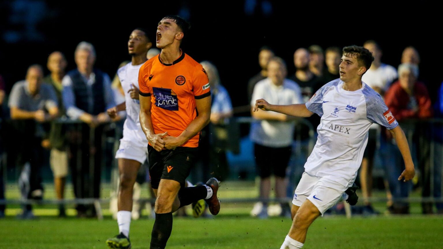 Windsor & Eton FC - Football in Berkshire