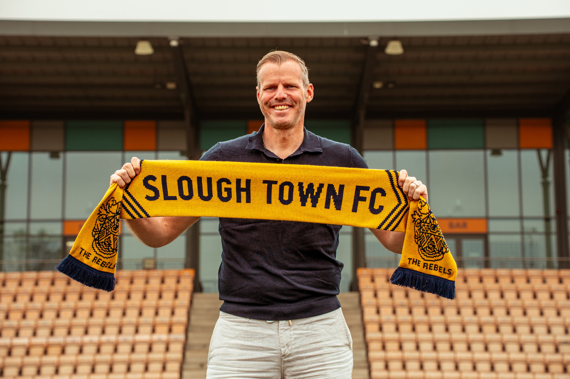 Alan Julian making his mark on Slough Town as 26/27 squad takes shape ...